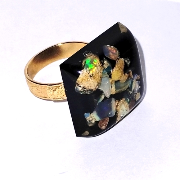 Vintage | Jewelry | Vtg Lucite Encased Shell Stone Inclusions Ring West ...